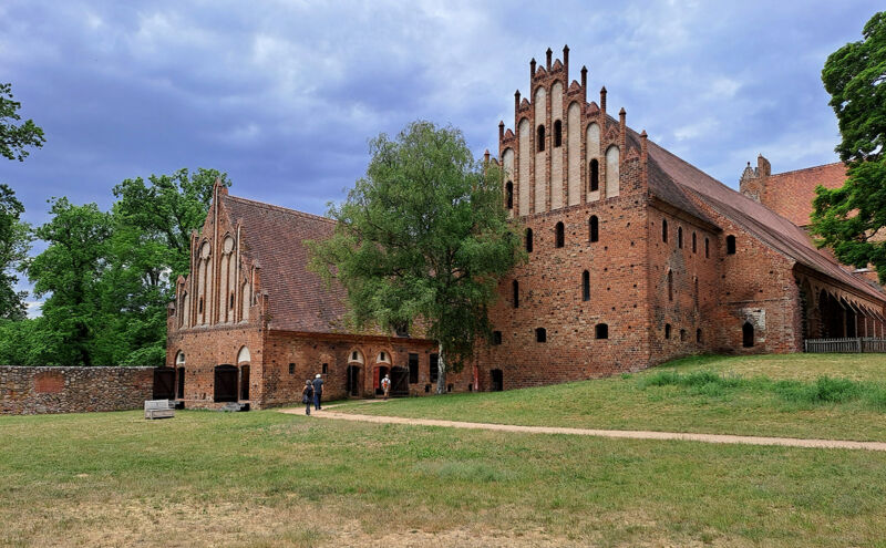 Das Zisterzienser Kloster Chorin – Eine Tagesreise ... - Pfalz Digital
